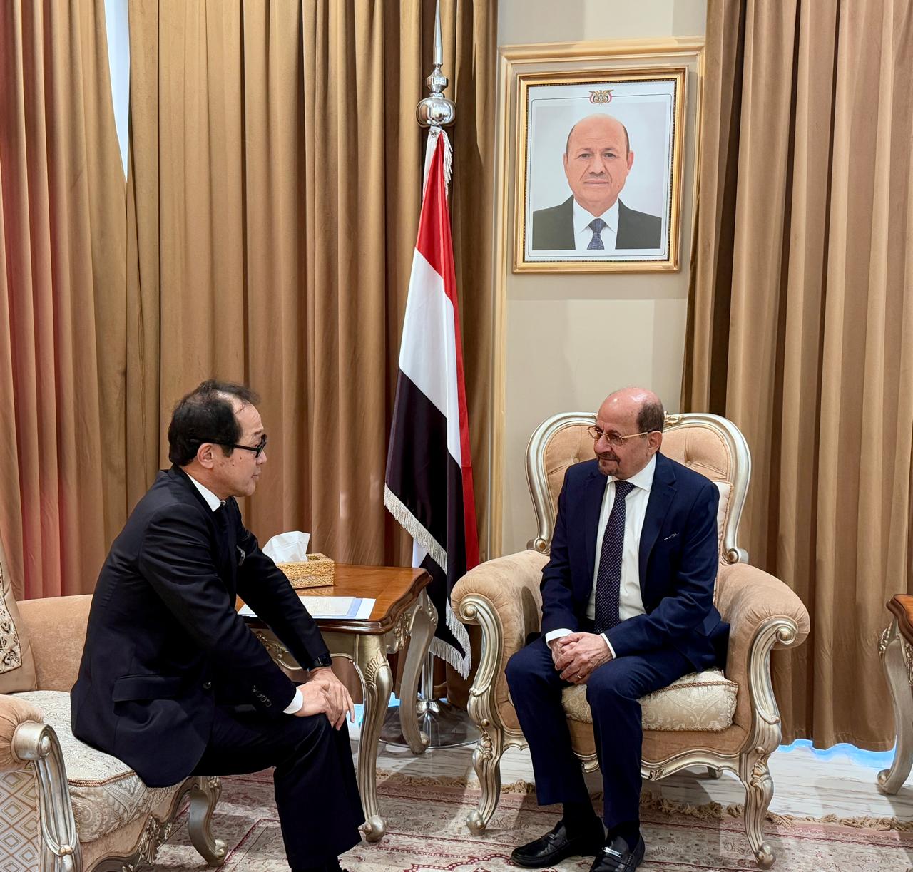 Foreign Minister receives copy of credentials of new Japanese ...