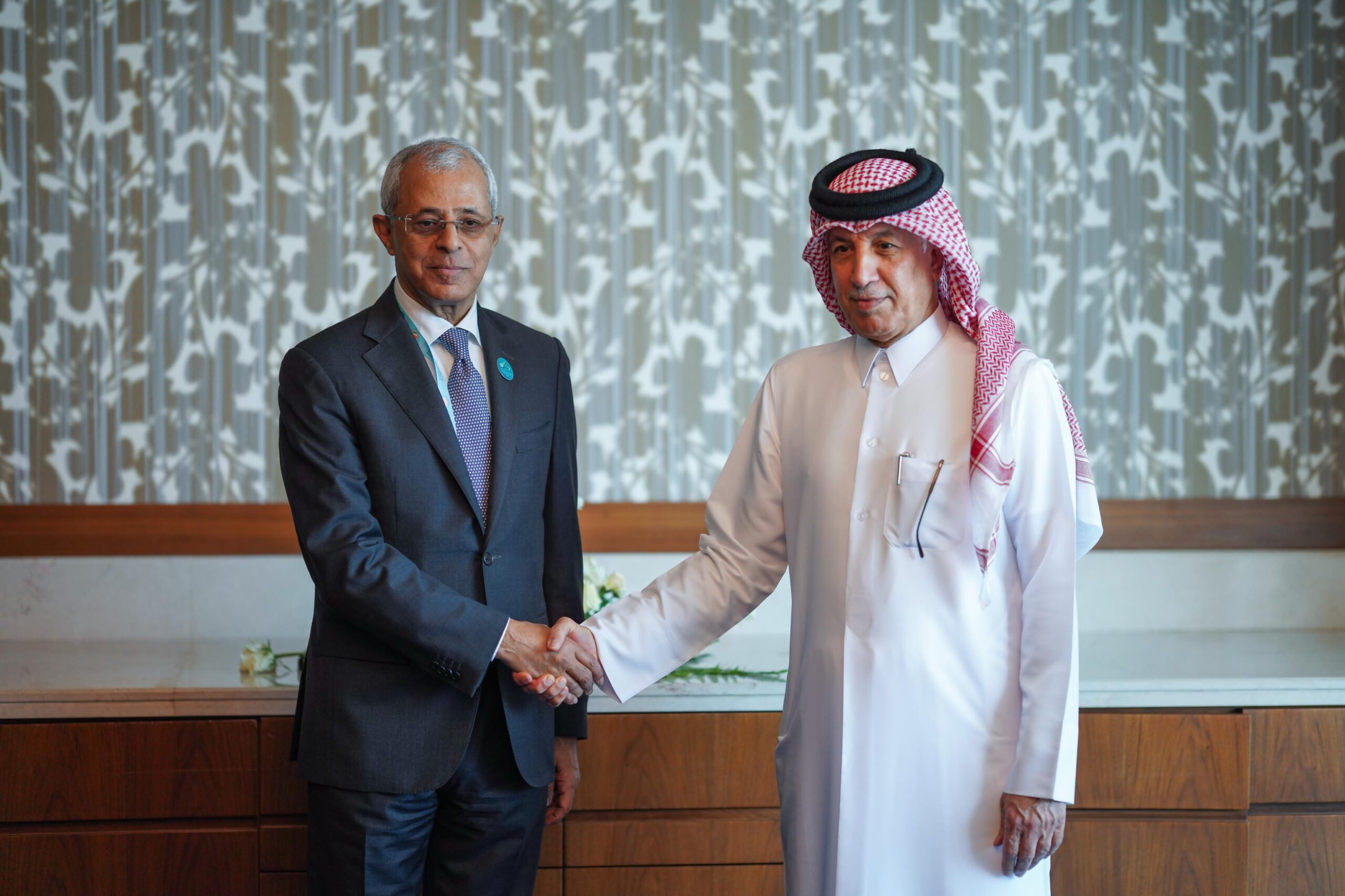 Mustafa Noman discusses bilateral relations with Eritrean and Qatari foreign ministers ...