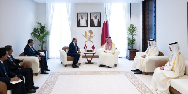 Prime Minister and Minister of Foreign Affairs of Qatar receives ...